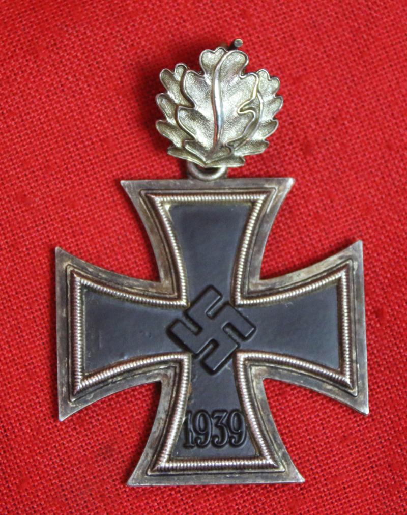 The Lanes Armoury | A Third Reich, Post War Copy of the Knights Cross ...