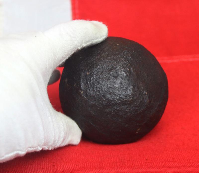 The Lanes Armoury | A French or British Six Pounder Cannon Ball ...